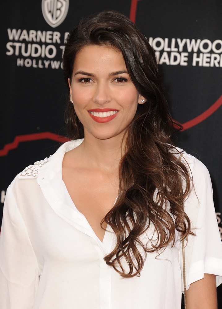 Sofia Pernas - Actress