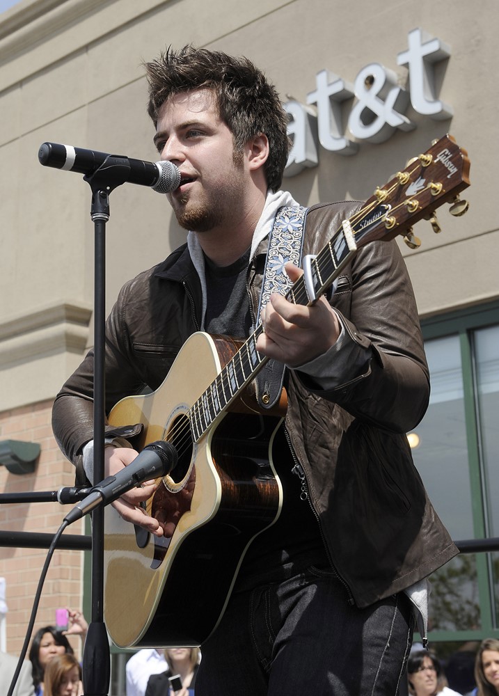 Lee DeWyze - Singer