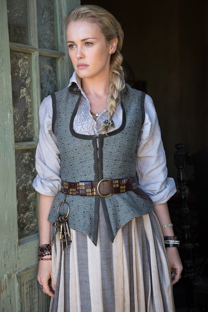 Hannah New - Actress