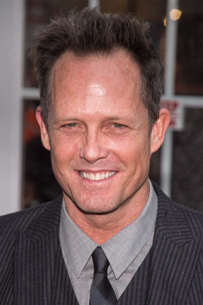 Dean Winters - Actor