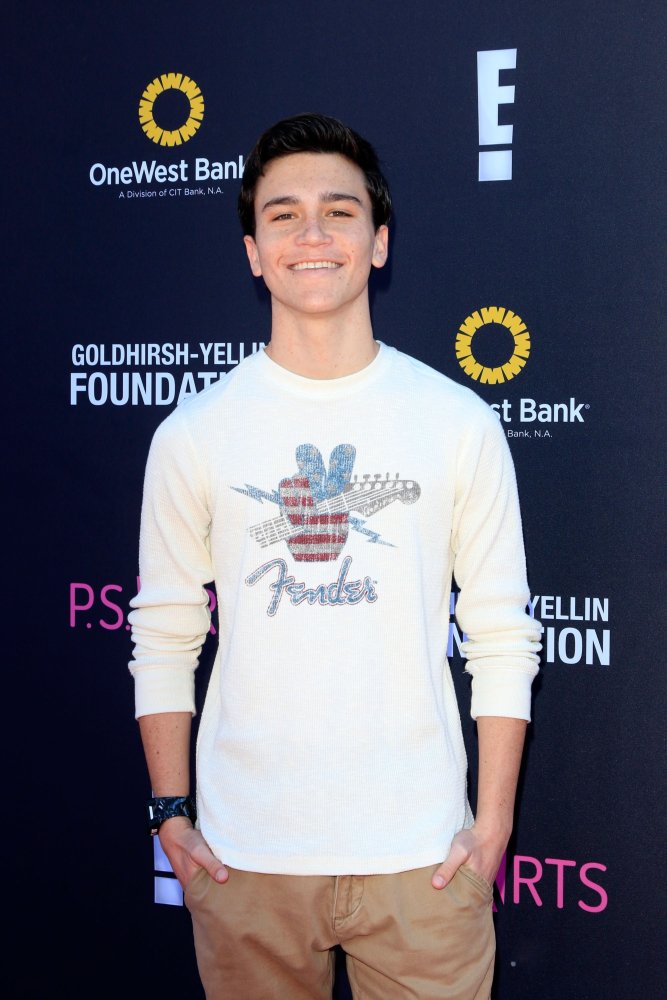 Kalama Epstein - Actor