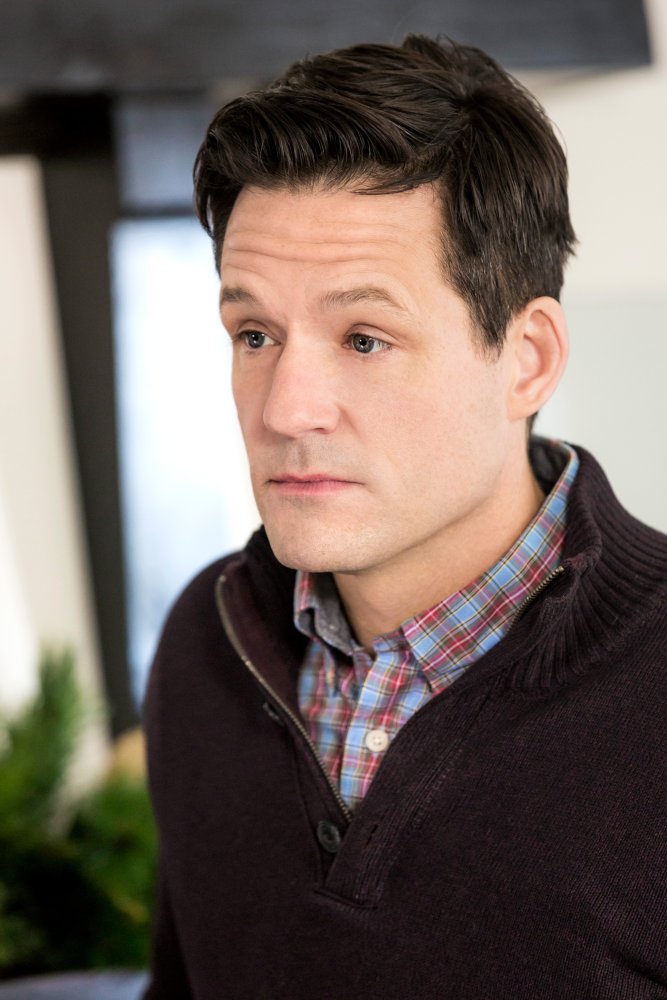 Josh Hopkins - Actor