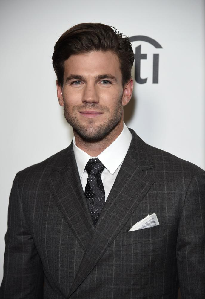 Austin Stowell - Actor