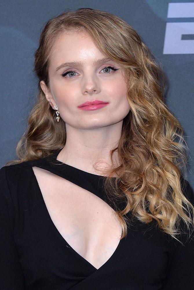 Kayla Cromer - Actress