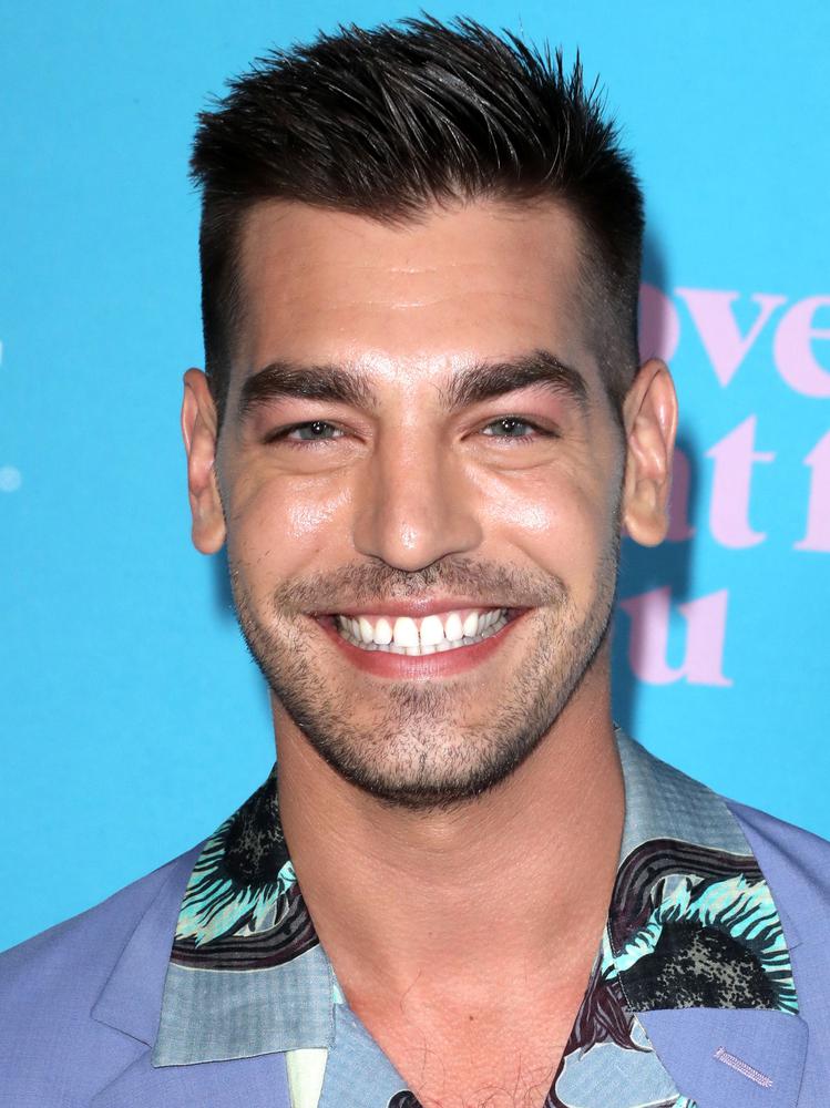 Matt Rogers - Comedian, Actor, Writer, Podcaster, Host