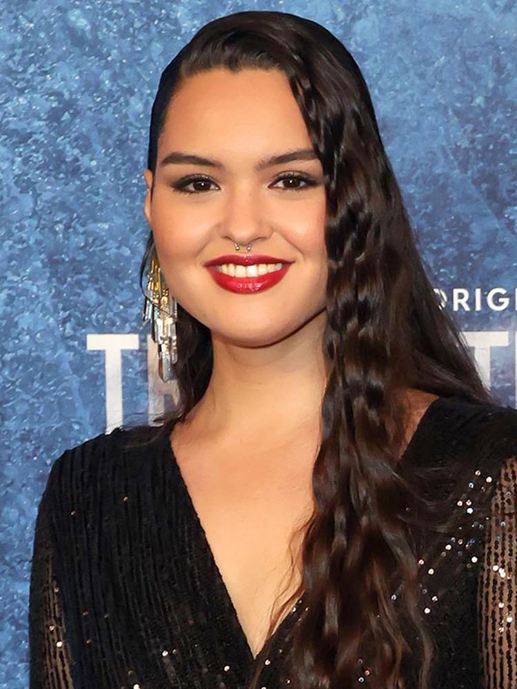 Anna Lambe - Actress