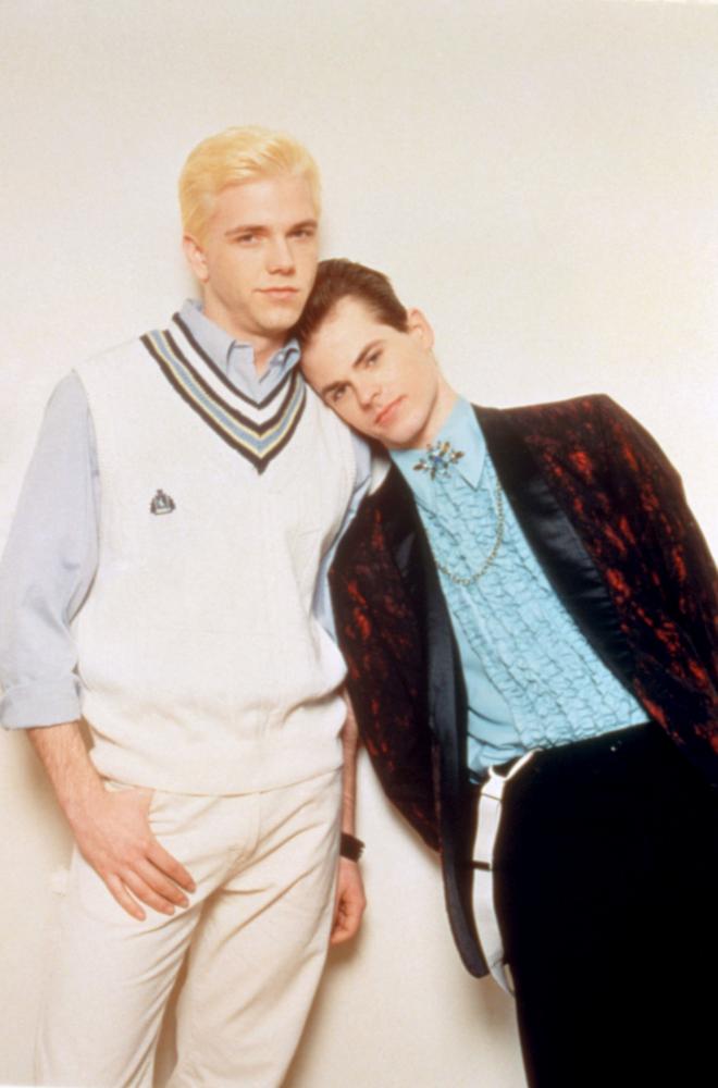 Andersen Gabrych (American Writer) ~ Wiki & Bio with Photos | Videos