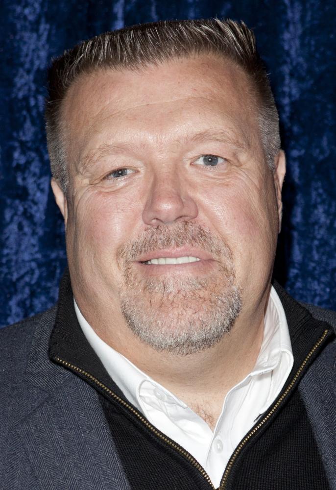 Joel McKinnon Miller - Actor