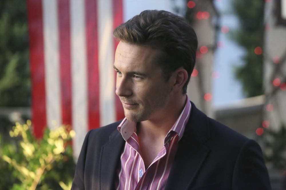 Barry Sloane - Actor